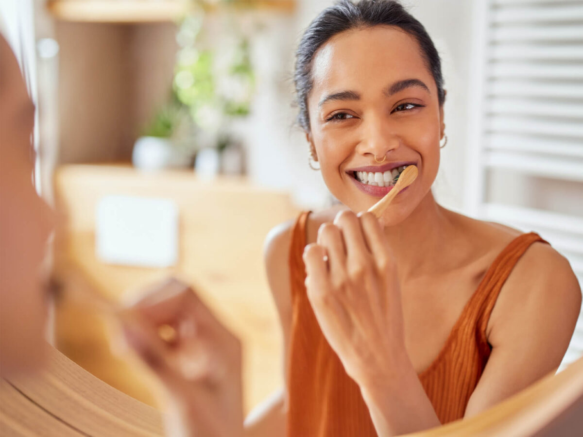 How To Fix A Broken Or Chipped Tooth At Home